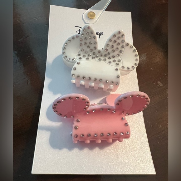 BaubleBar | Accessories | Nwt 2 Piece Baublebar X Disney Claw Hair ...